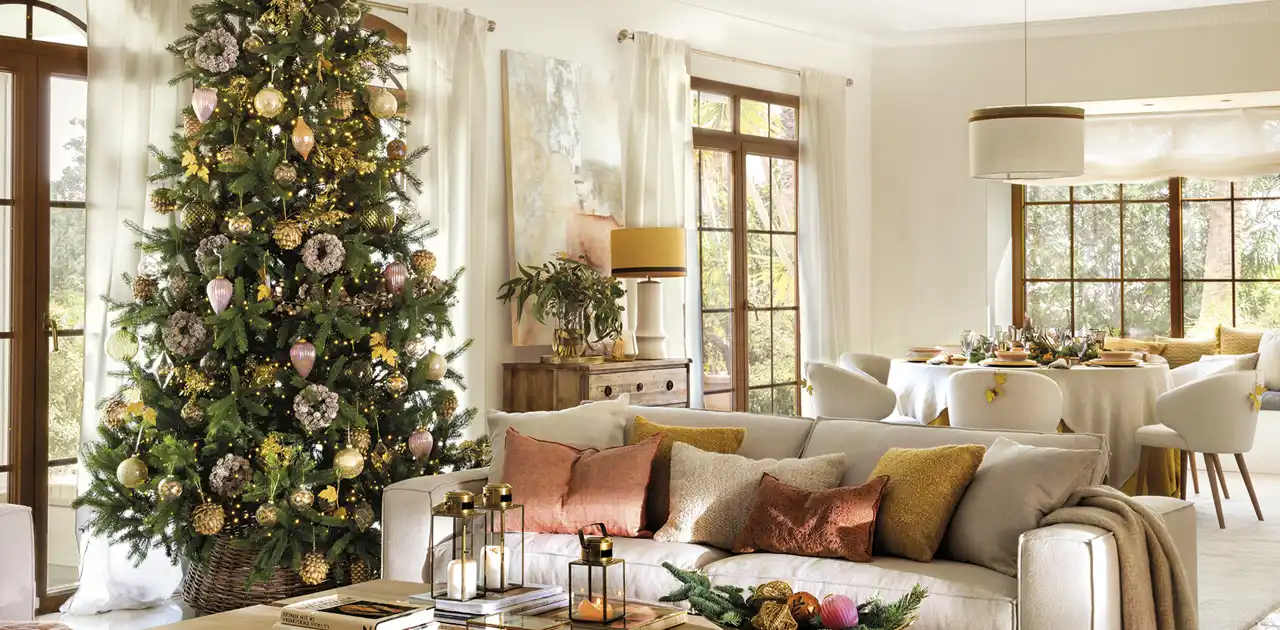 7 tendencias para una Navidad 2024-2025 sofisticada: árboles que brillan, adornos XL y cobre y ...