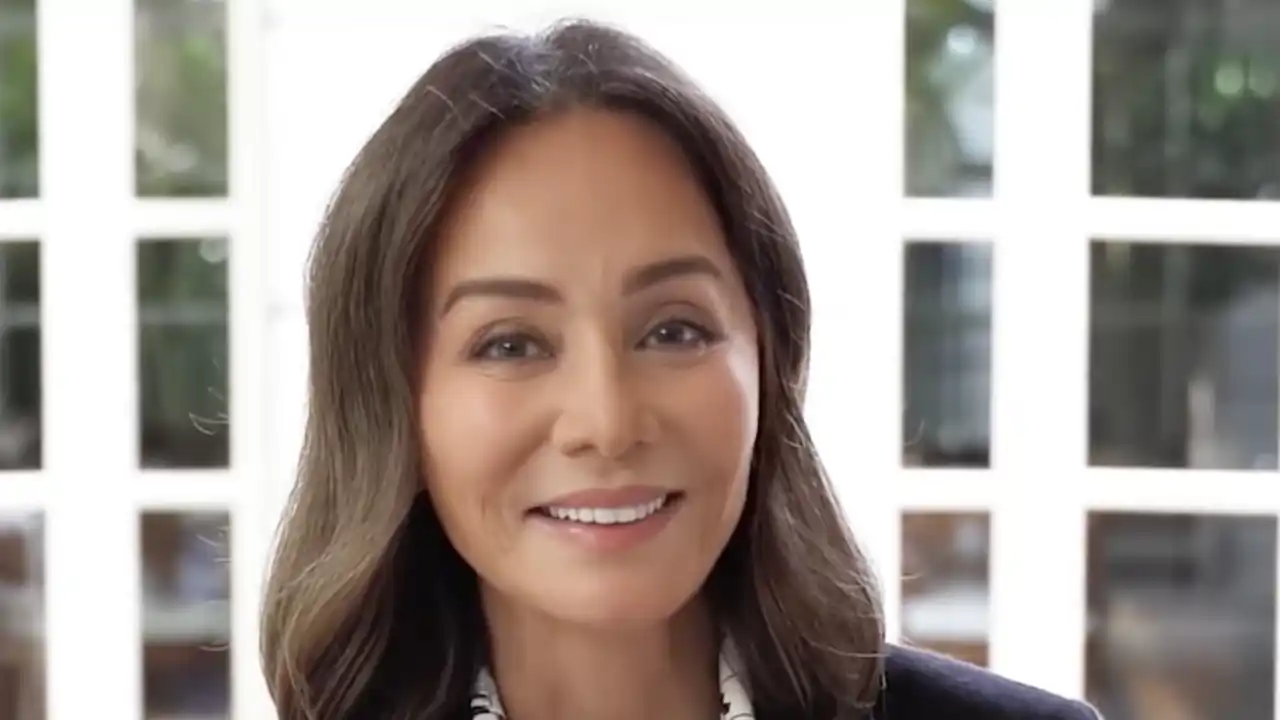 Entramos en el elegante recibidor de Isabel Preysler (74 años): con ...