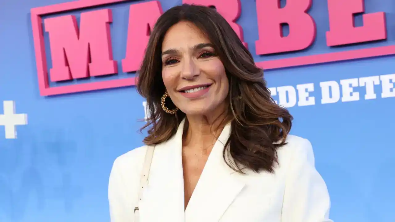 Así es el original árbol de Navidad de Raquel Bollo: nevado, con bolas ...